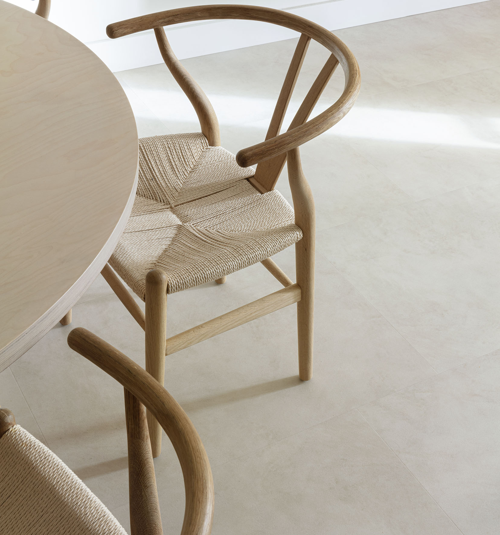 Interieurstyliste Jess De Geest kiest betonlook vinyl vloer