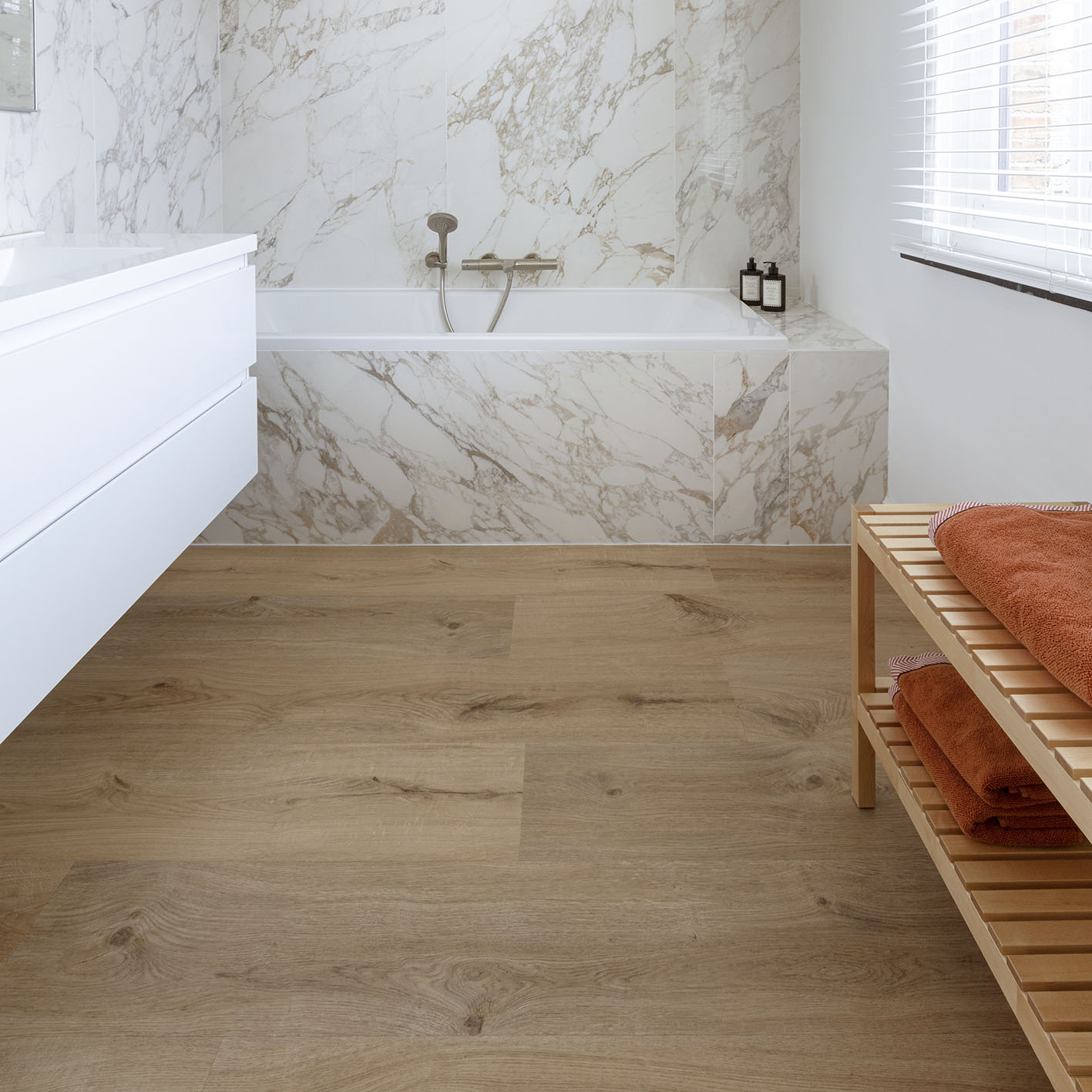 Perfect for your bathroom: Floorify vinyl flooring